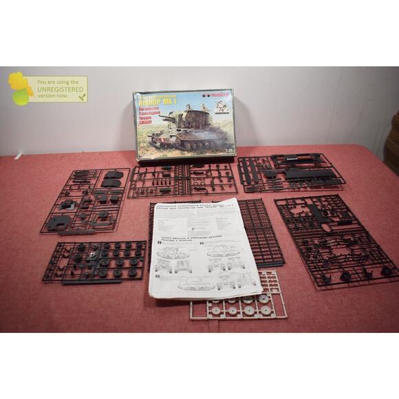 Maquette | Toys | Maquette Bishop Mk British Spg Model 135 Package Wear ...